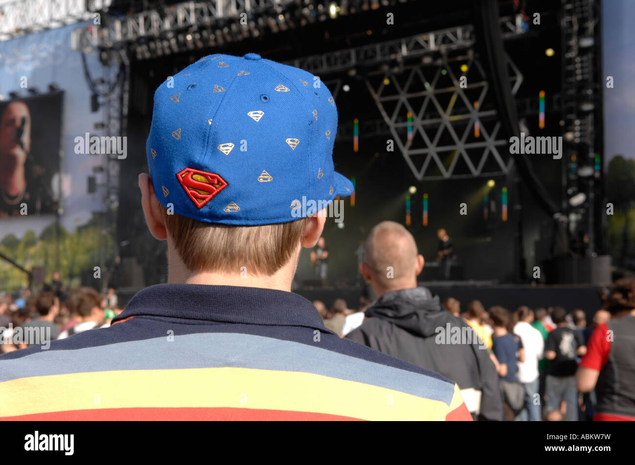 Superman crowd hi-res stock photography and images - Alamy