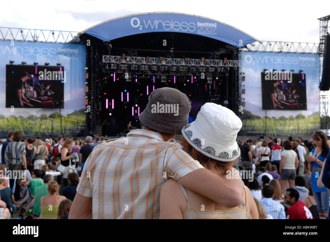 Music Festival Couple Stock Photo - Alamy