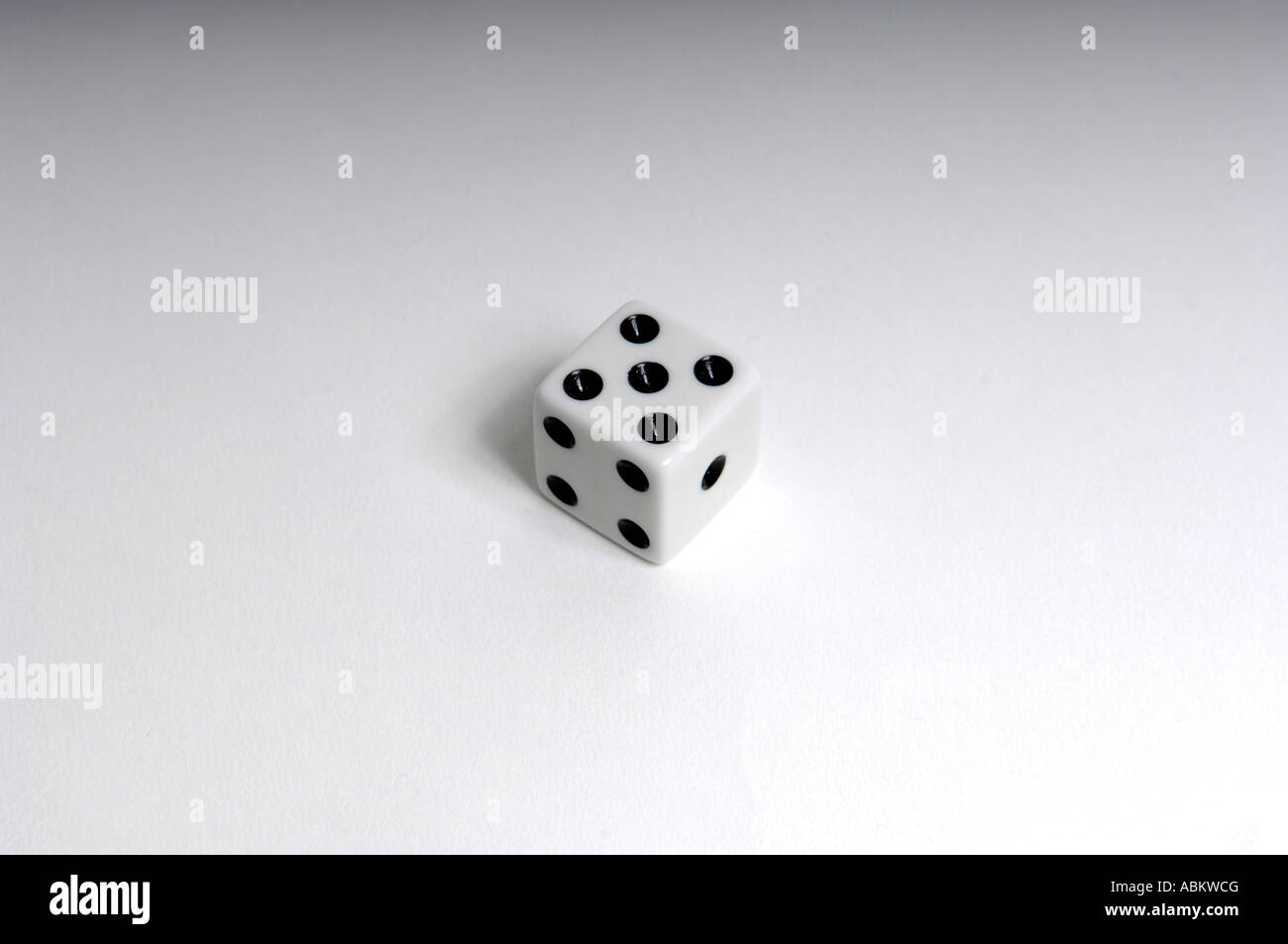 Roll die hi-res stock photography and images - Alamy
