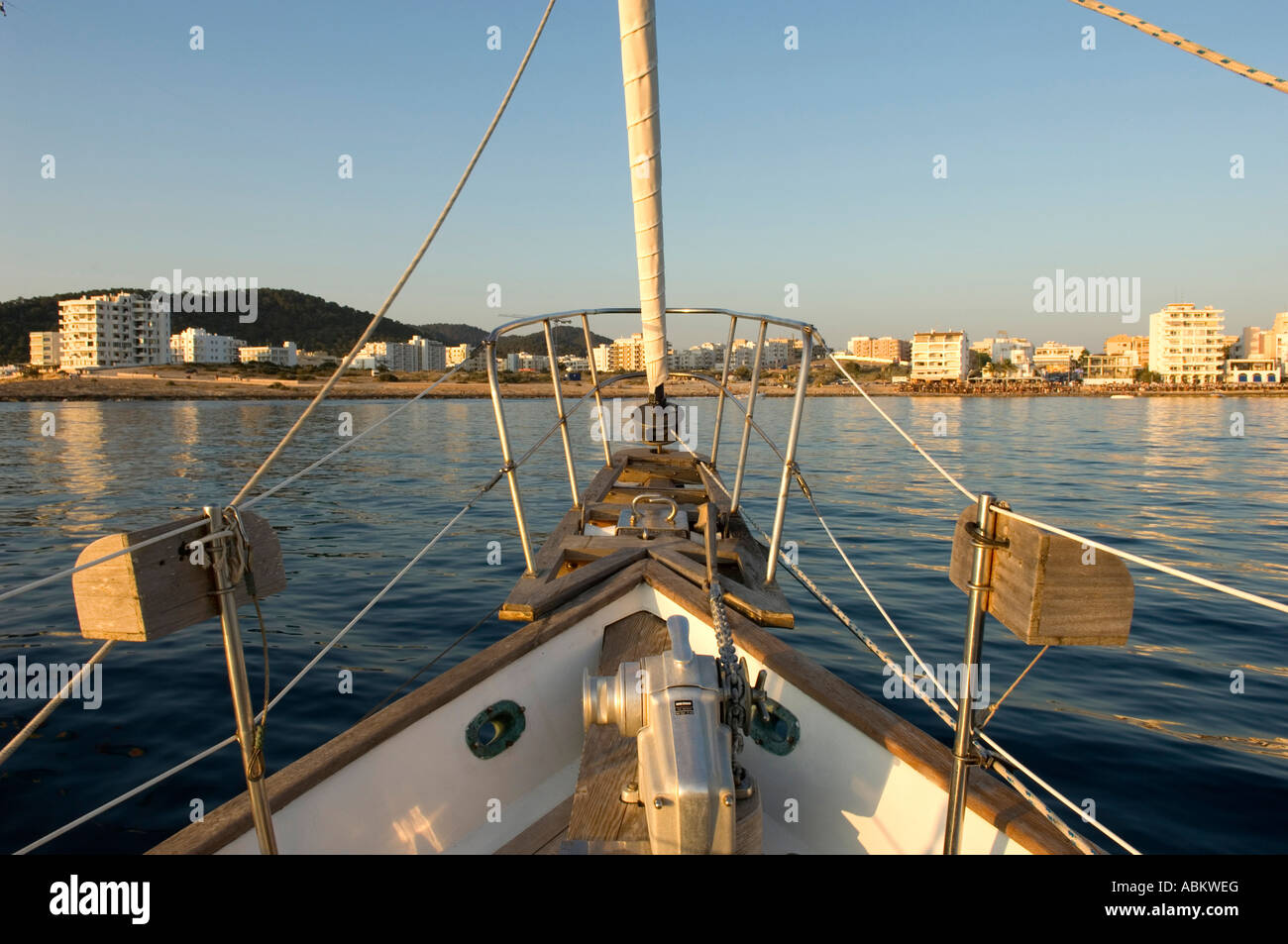 Sailing yacht bow yacht view hi-res stock photography and images - Alamy