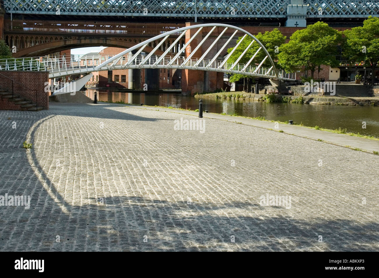 Merchants' Bridge over the Bridgewater Canal, Castlefield Urban ...