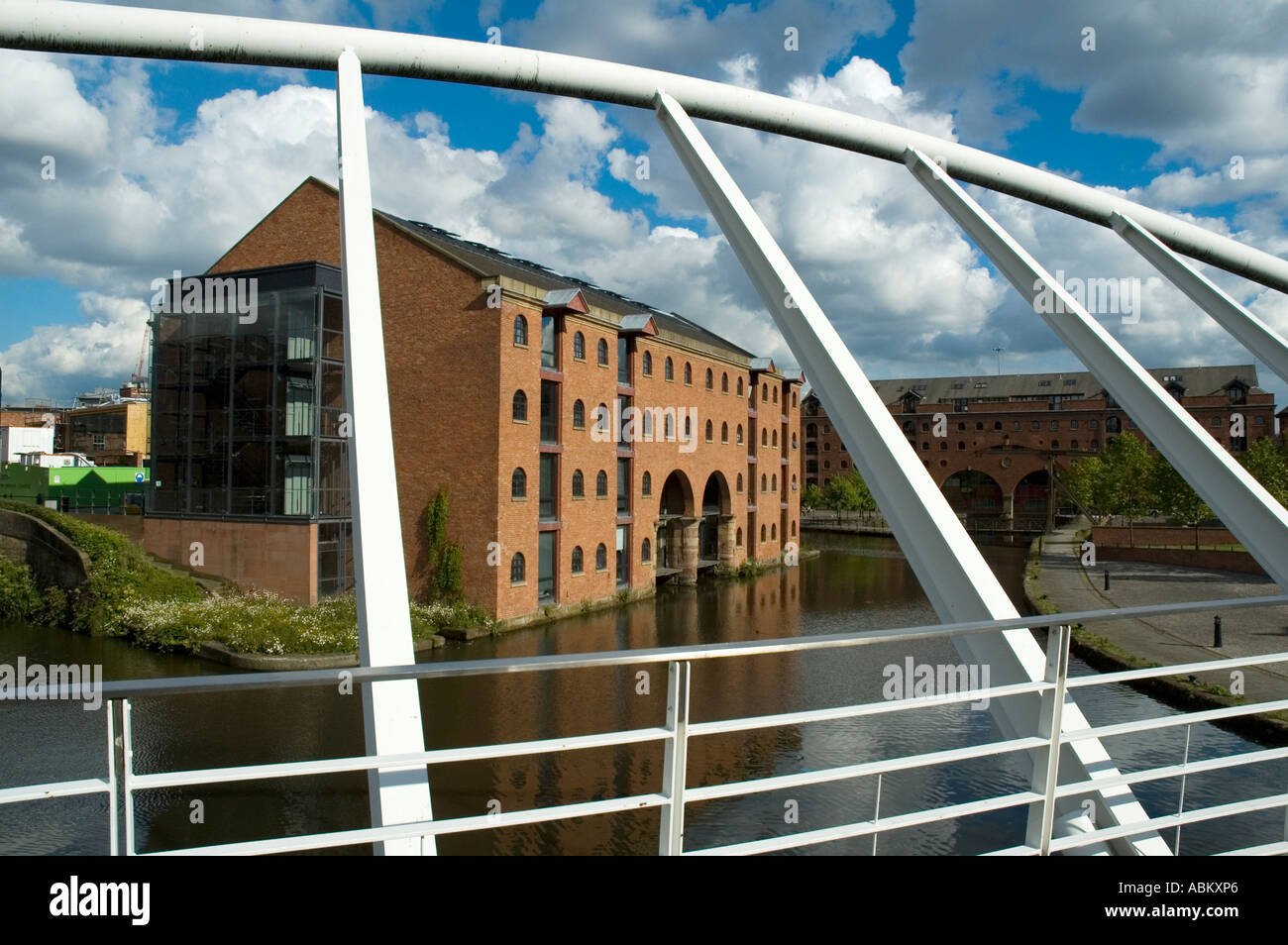 Merchants' Bridge over the Bridgewater Canal, Castlefield Urban ...
