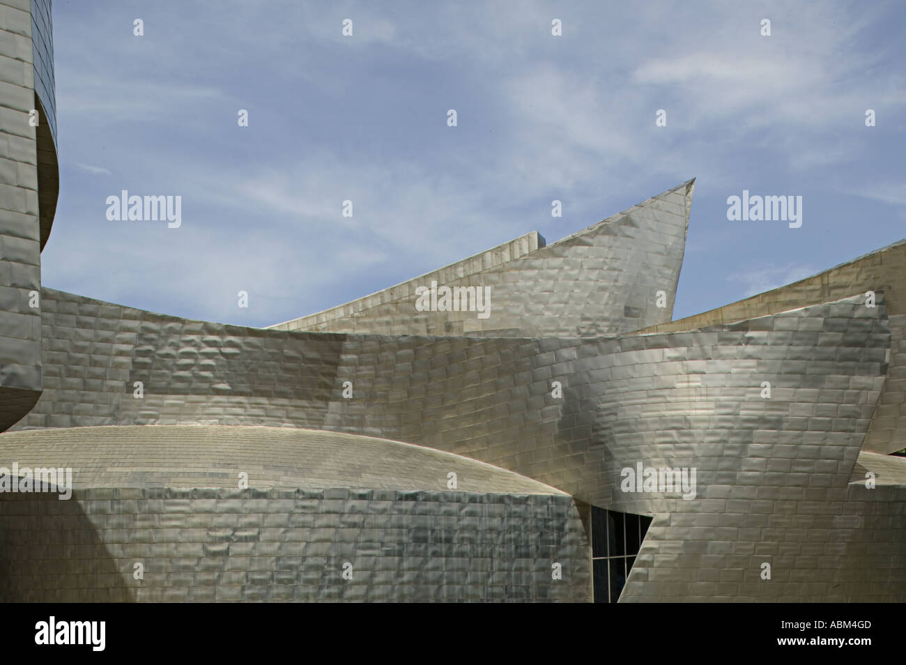 Side view guggenheim museum bilbao hi-res stock photography and images ...