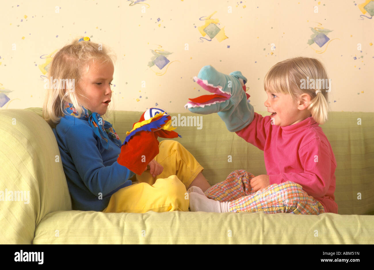 Animal puppet hi-res stock photography and images - Alamy