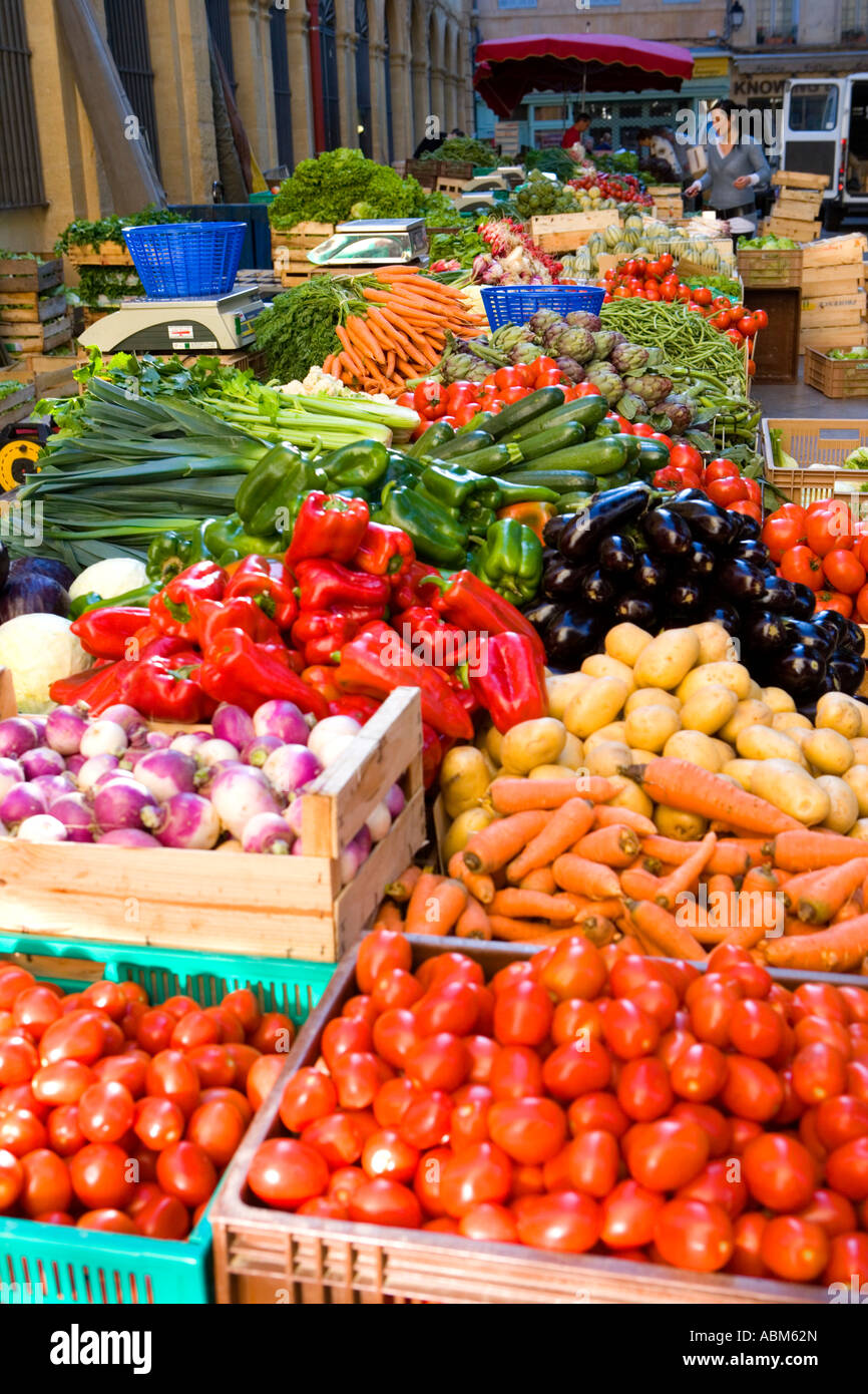 Vegetable markets in Aix-en-Provence, France Stock Photo - Alamy