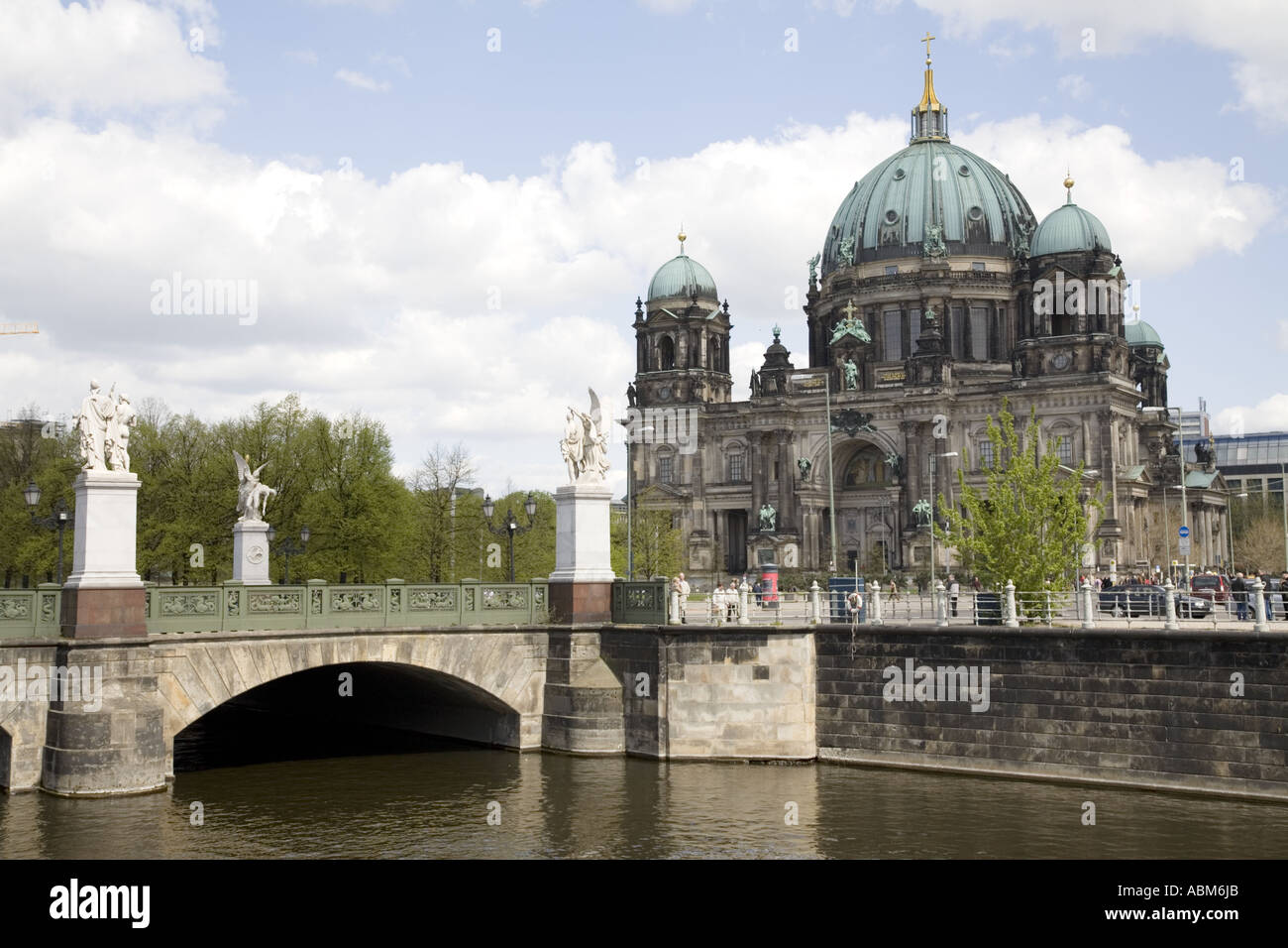 Schlossbrücke (Castle Bridge) and Berlin Dom, Berlin, Germany Stock ...