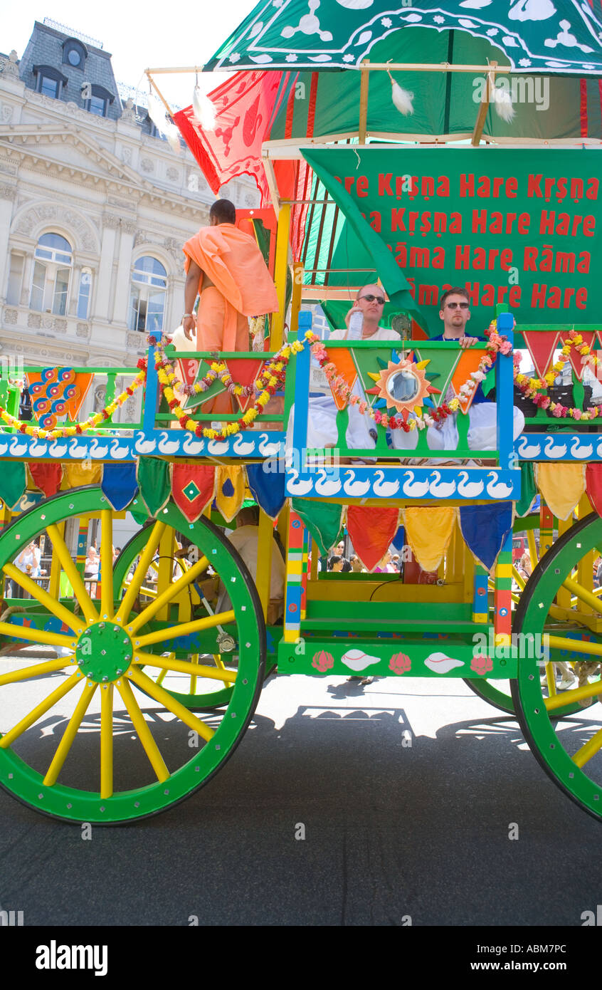 Indian chariot procession hi-res stock photography and images - Alamy