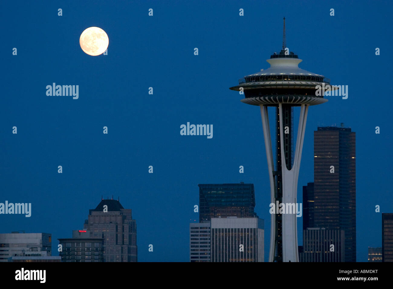 Full moon over the city of Seattle Washington Stock Photo - Alamy
