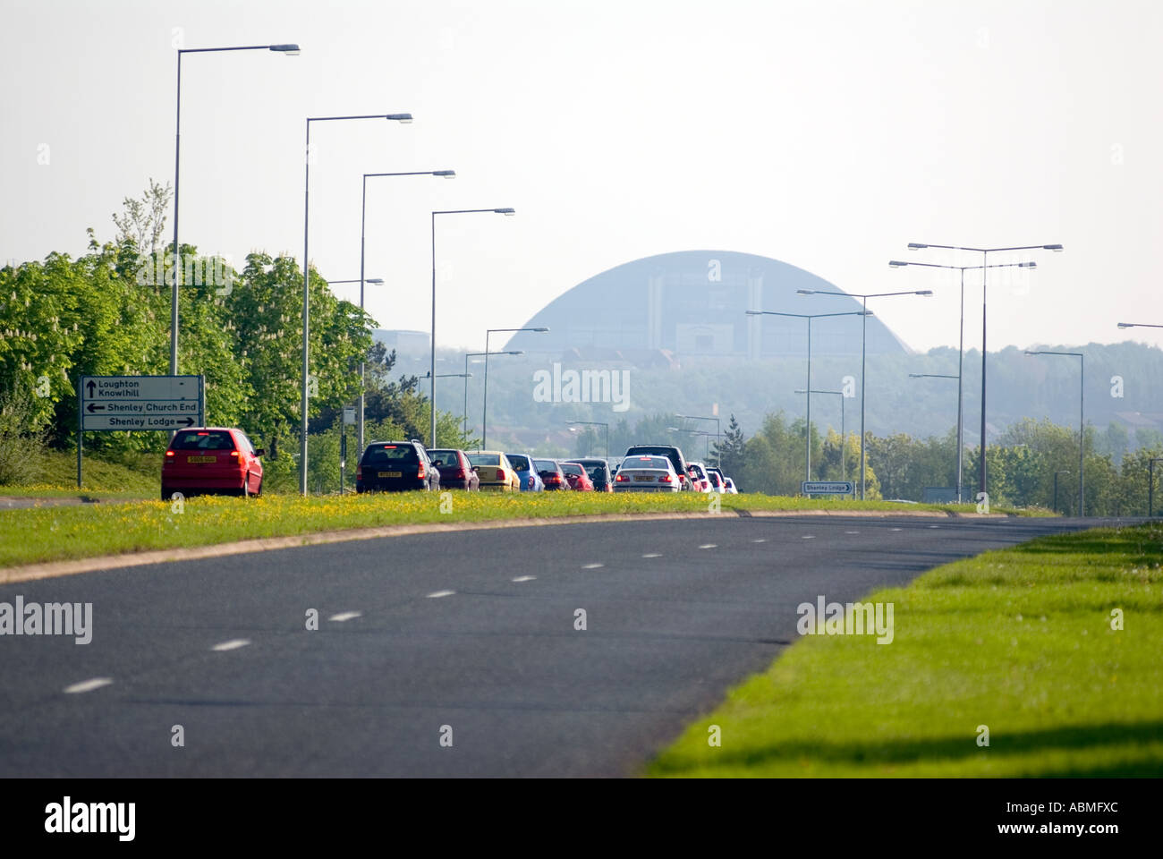 Central Milton Keynes road snow dome UK cars driving Central Milton ...