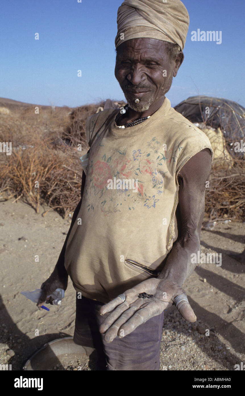 Gold mining dry panning on the plains of Northern Turkana Stock Photo ...