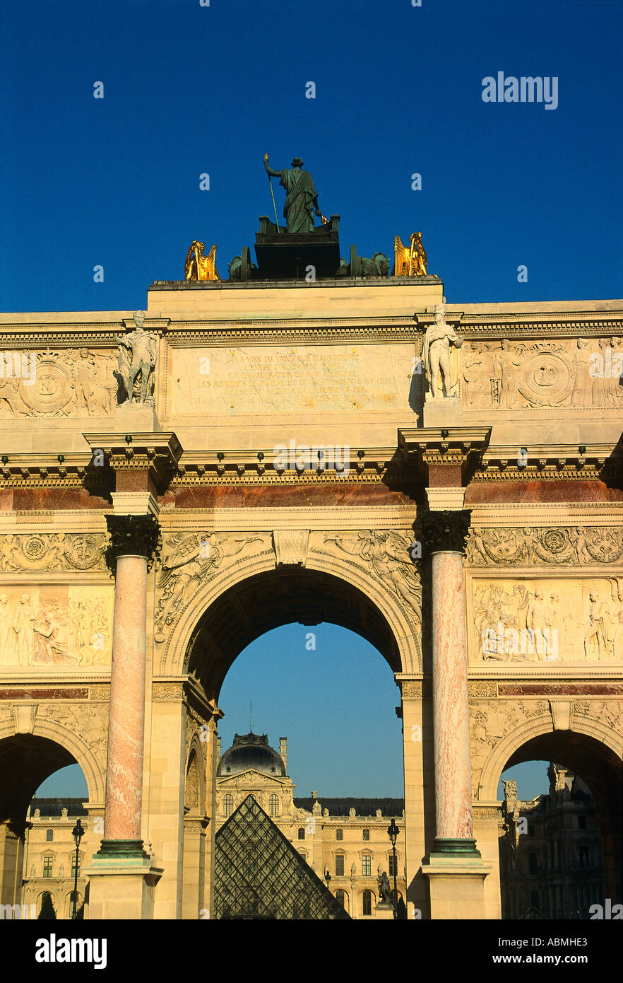 Le louvre pyramide hi-res stock photography and images - Alamy