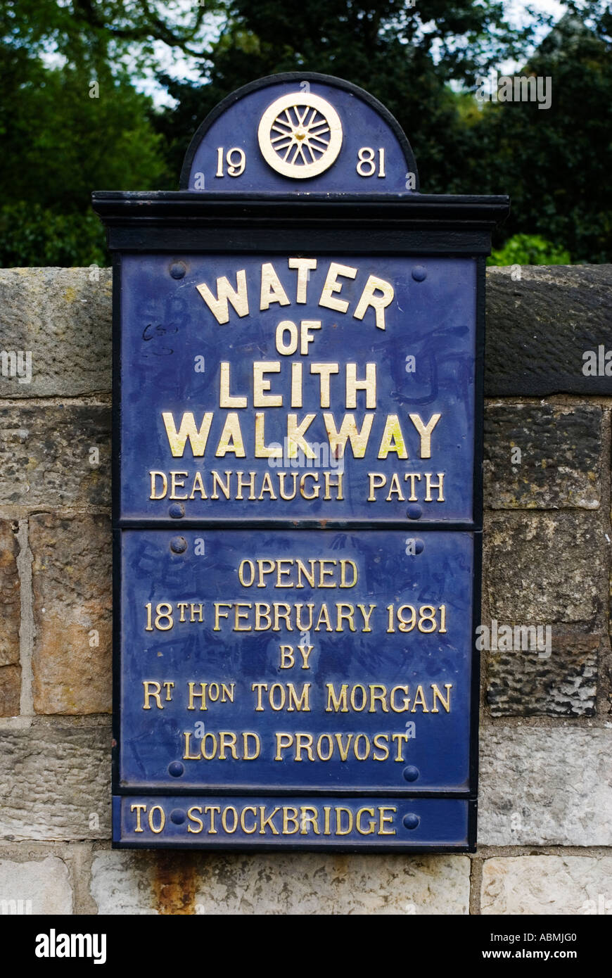 Water of leith walkway sign edinburgh hi-res stock photography and ...