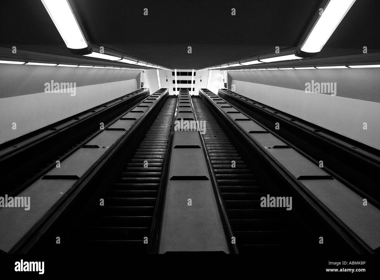 Rotterdam underground hi-res stock photography and images - Alamy