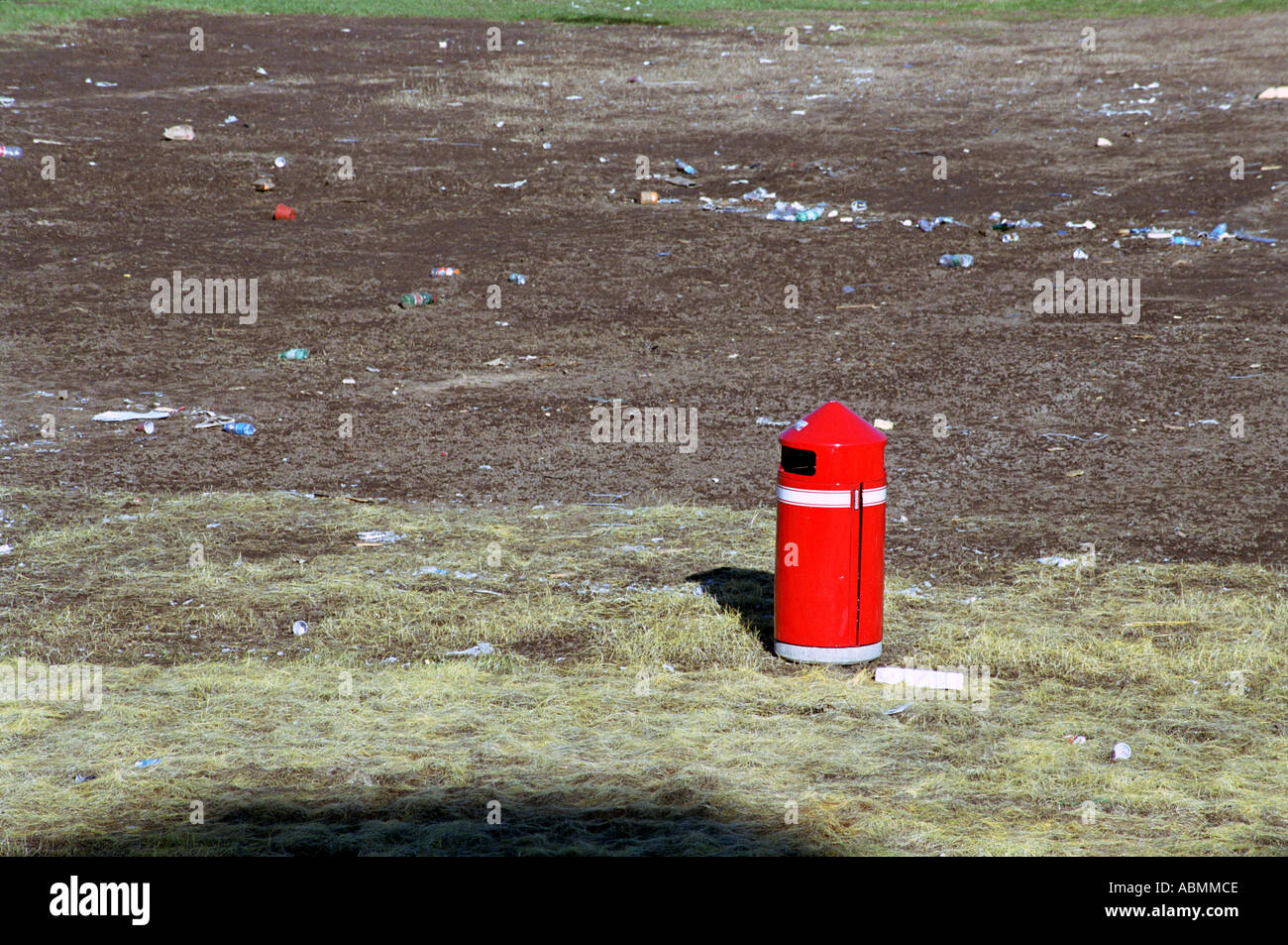 Derelict waste land litter hi-res stock photography and images - Alamy