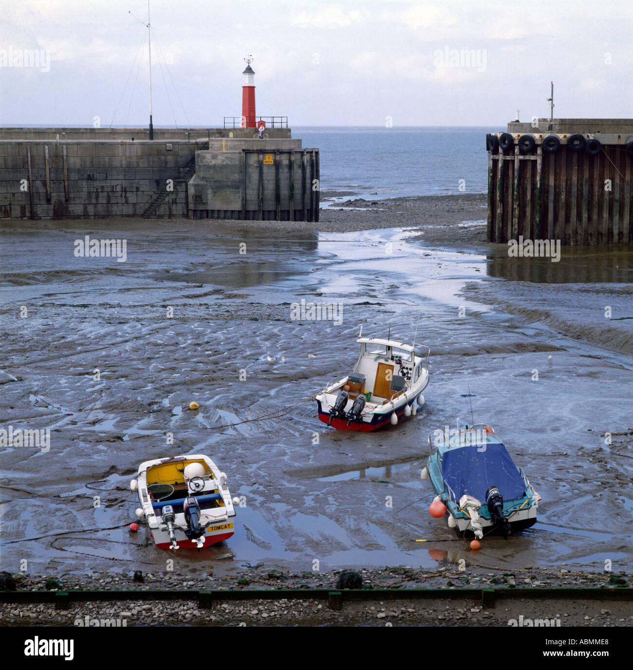 Steps mud flats lighthouse hi-res stock photography and images - Alamy