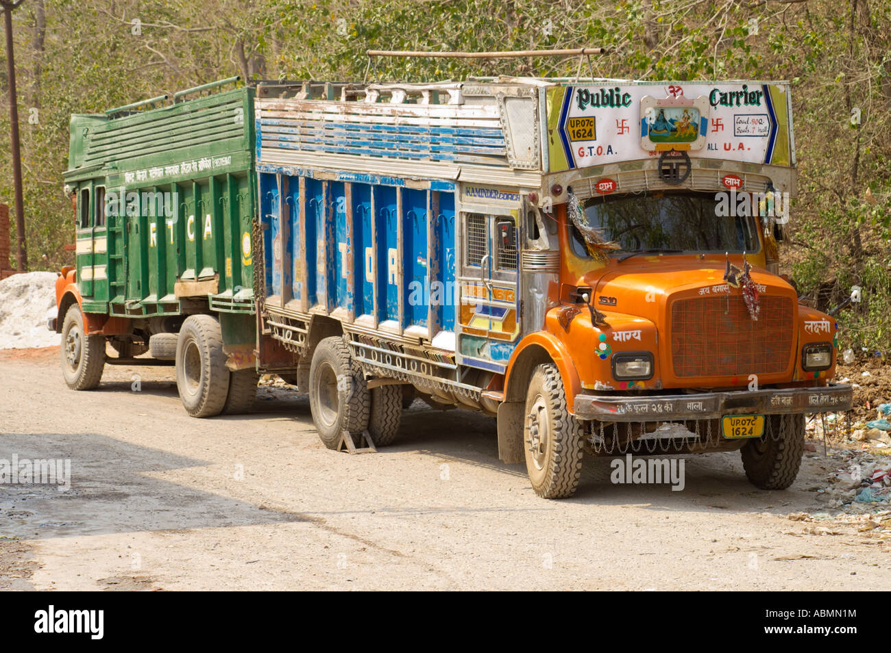 Indian truck hi-res stock photography and images - Alamy
