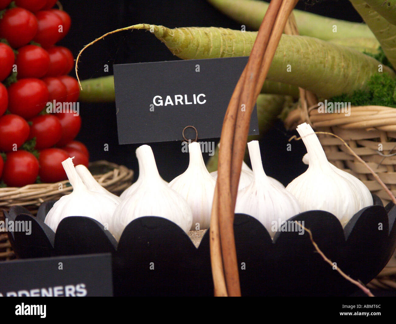 Stunning visual display of vegetables harvested for competition indoors ...