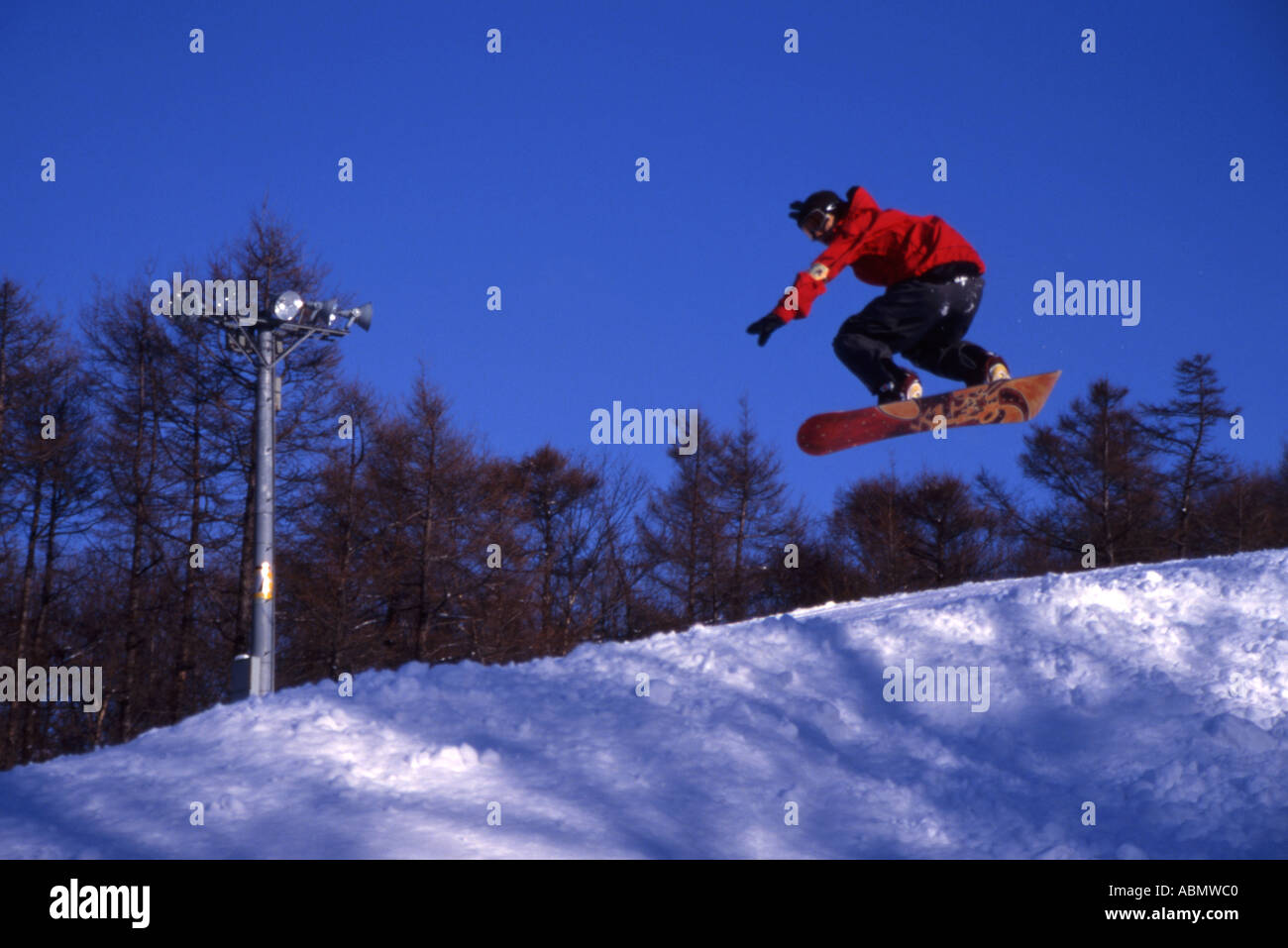 Japan snowboarding hi-res stock photography and images - Alamy