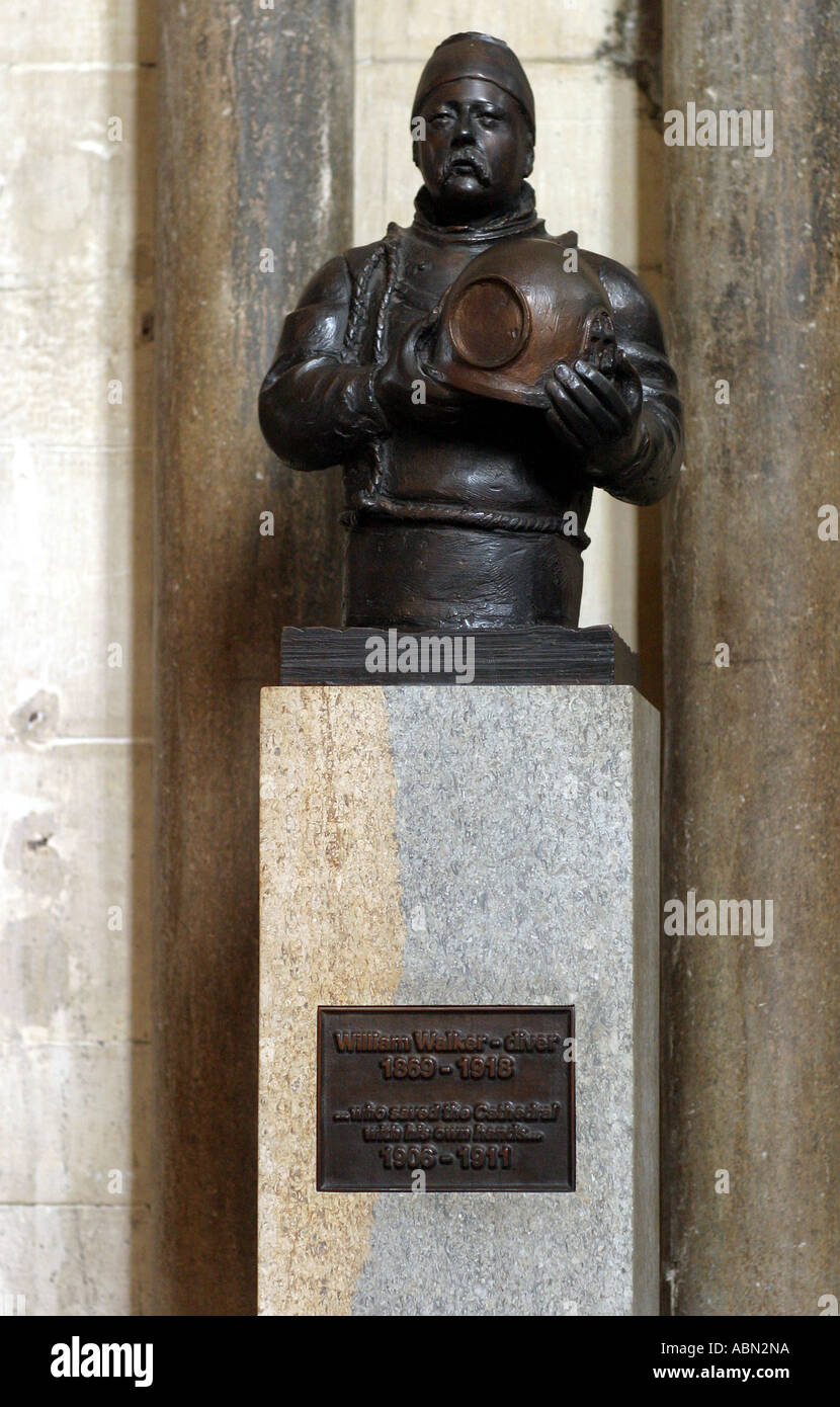 Winchester Hampshire Winchester Cathedral Statue of William Walker ...