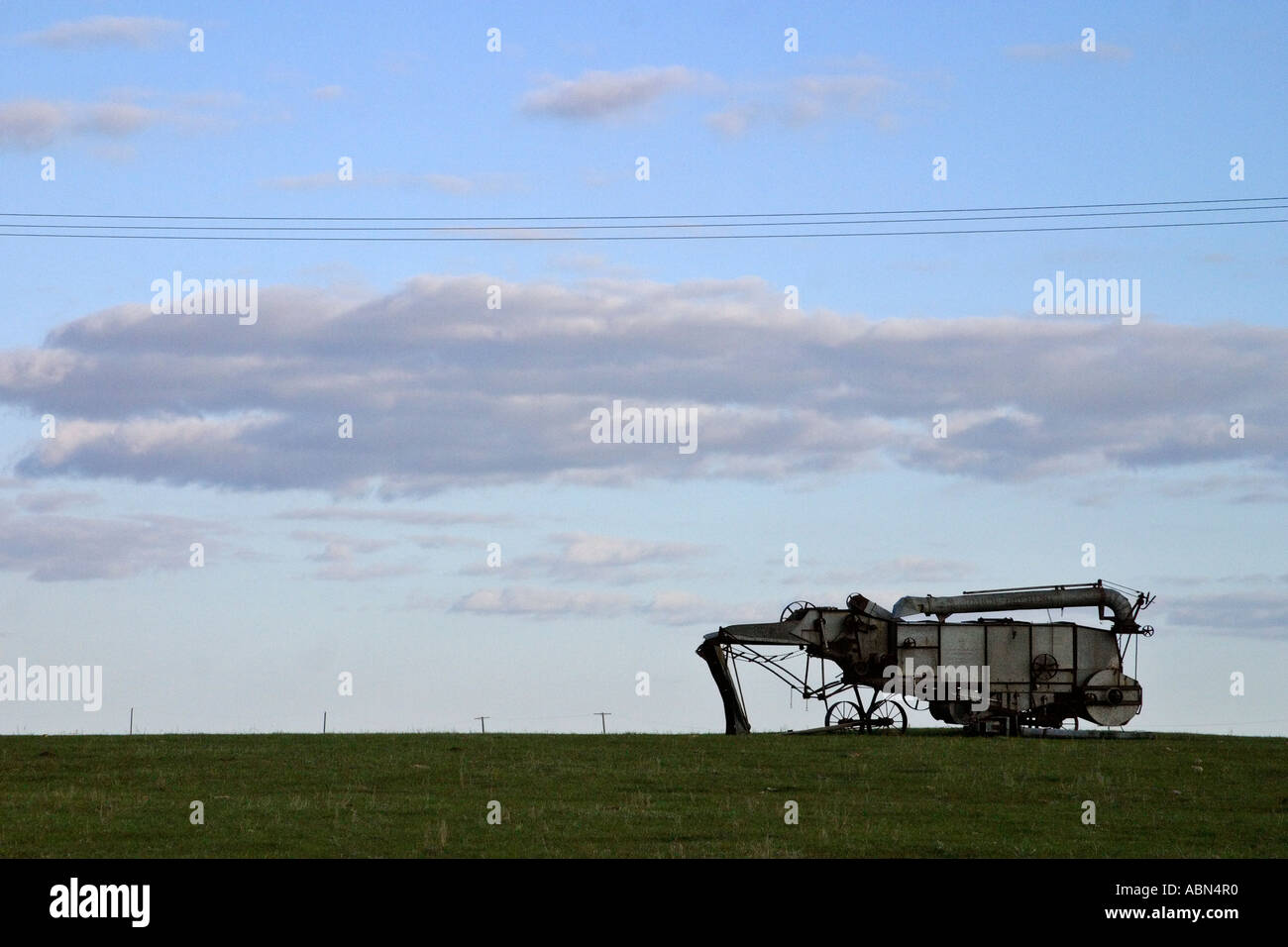 Vintage threshing machine hi-res stock photography and images - Alamy