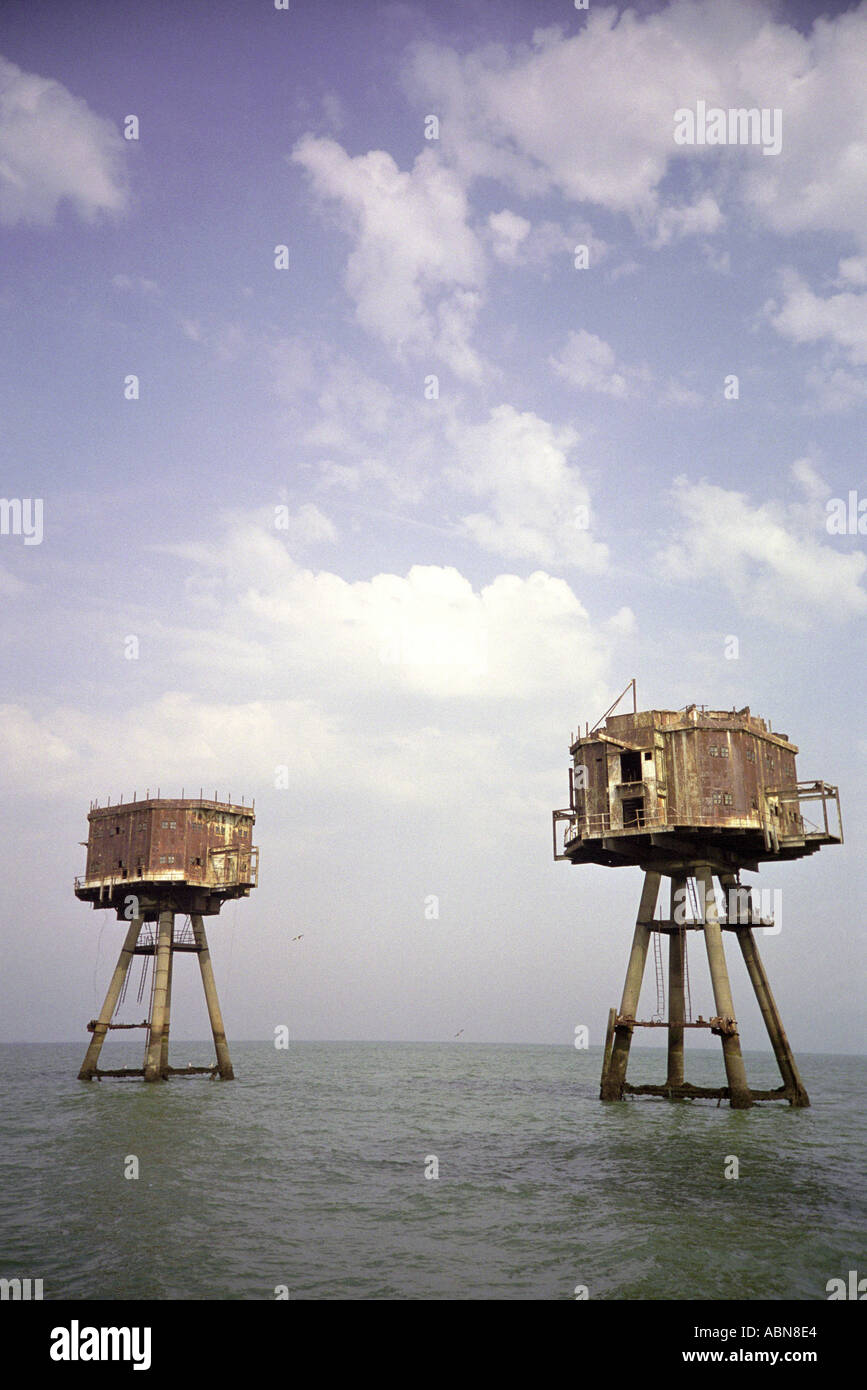 Ww2 sea defence hi-res stock photography and images - Alamy