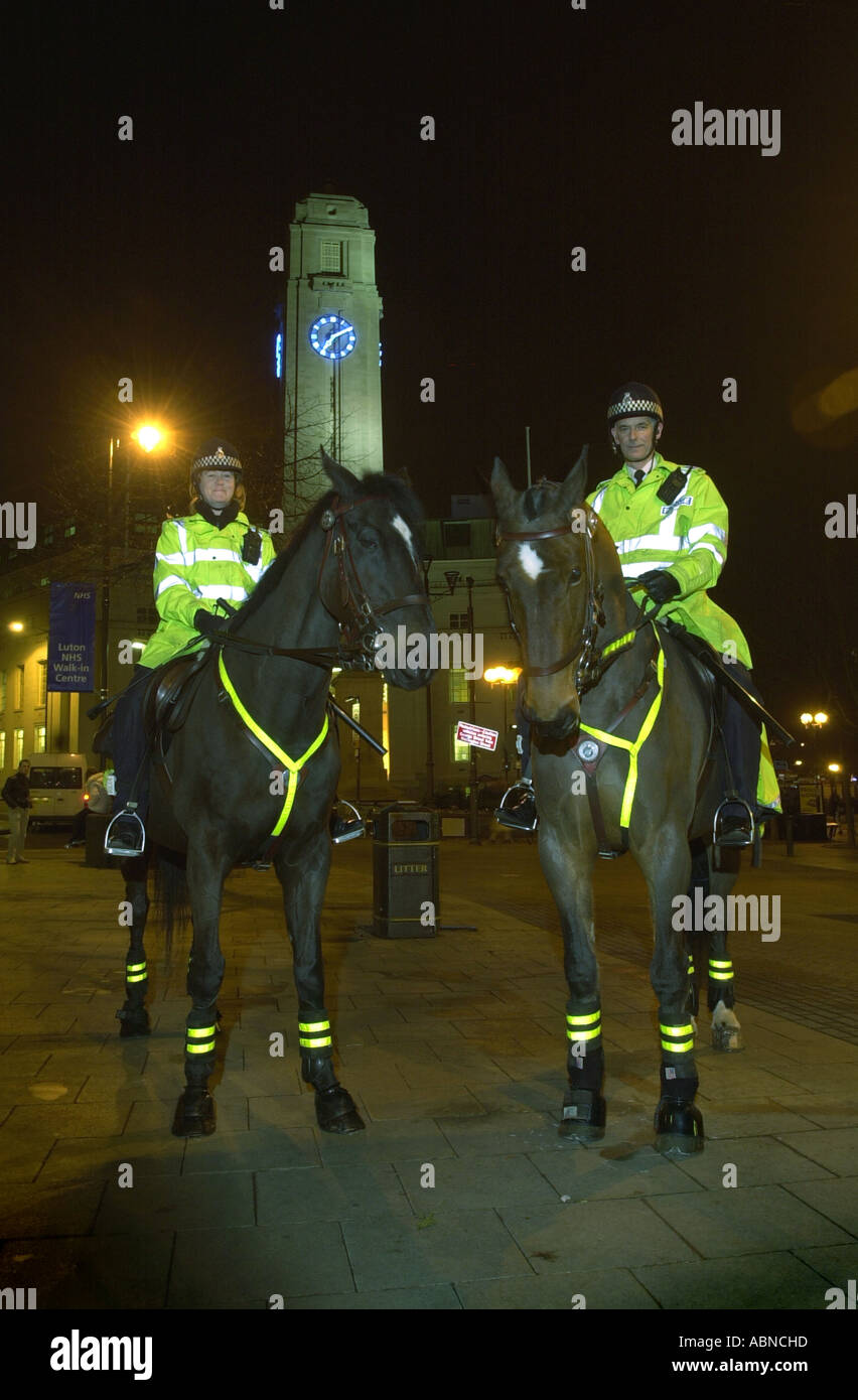 Luton police hi-res stock photography and images - Alamy