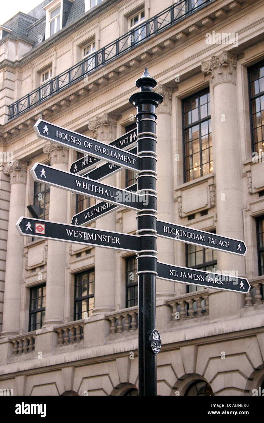 Pedestrian Directional Sign Whitehall Stock Photo - Alamy