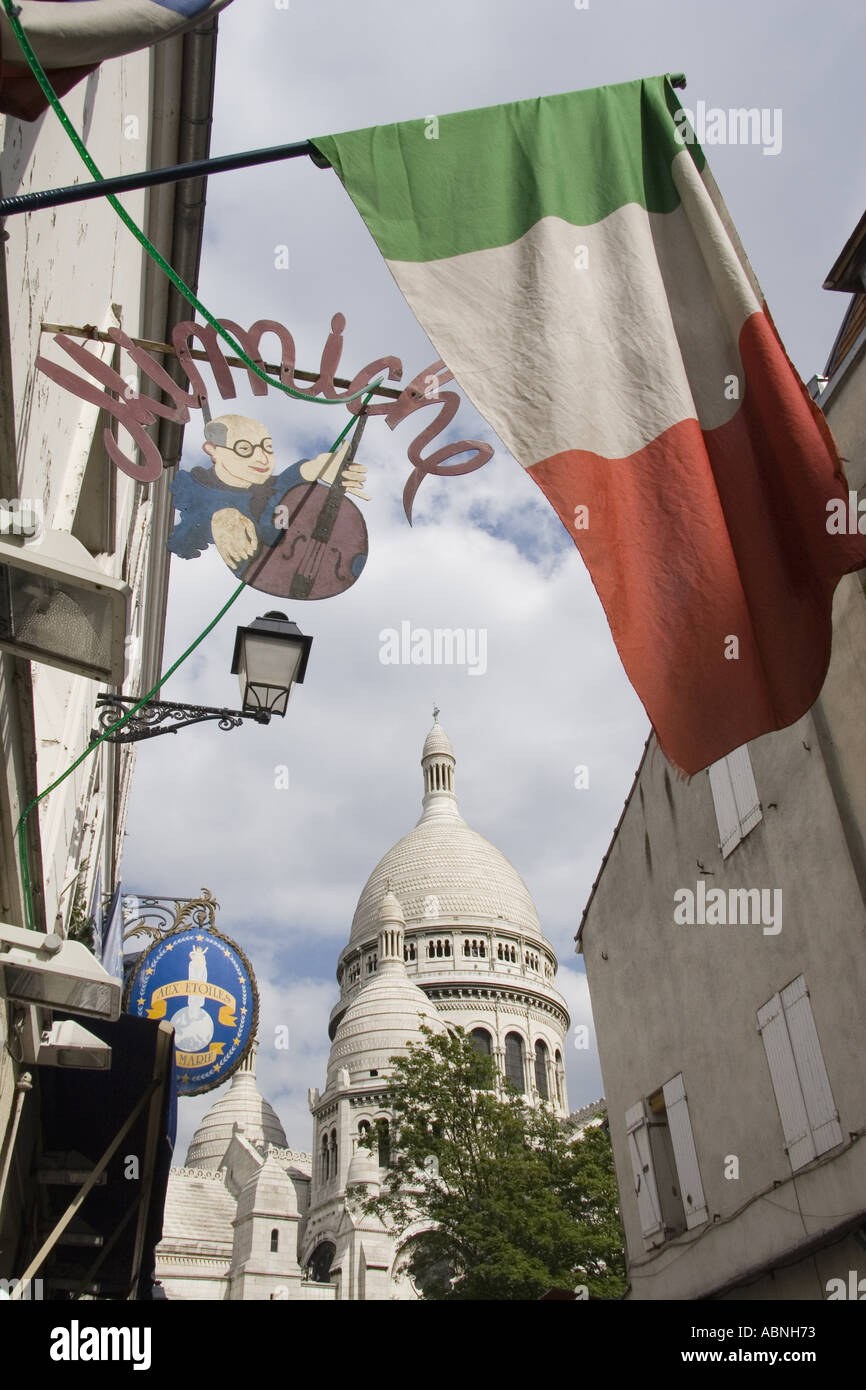 Sacre Coeur church Montmartre Paris France Stock Photo - Alamy