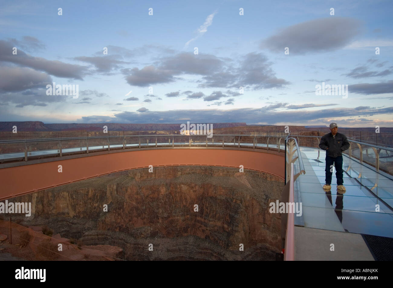 Observation platform grand canyon hi-res stock photography and images ...