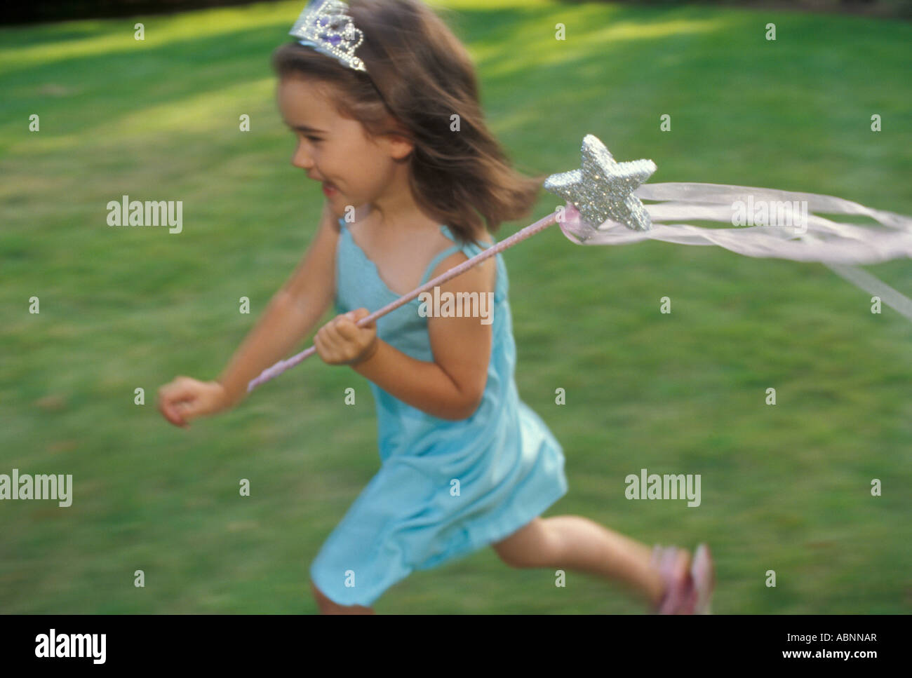 Young girl wearing tiara hi-res stock photography and images - Alamy
