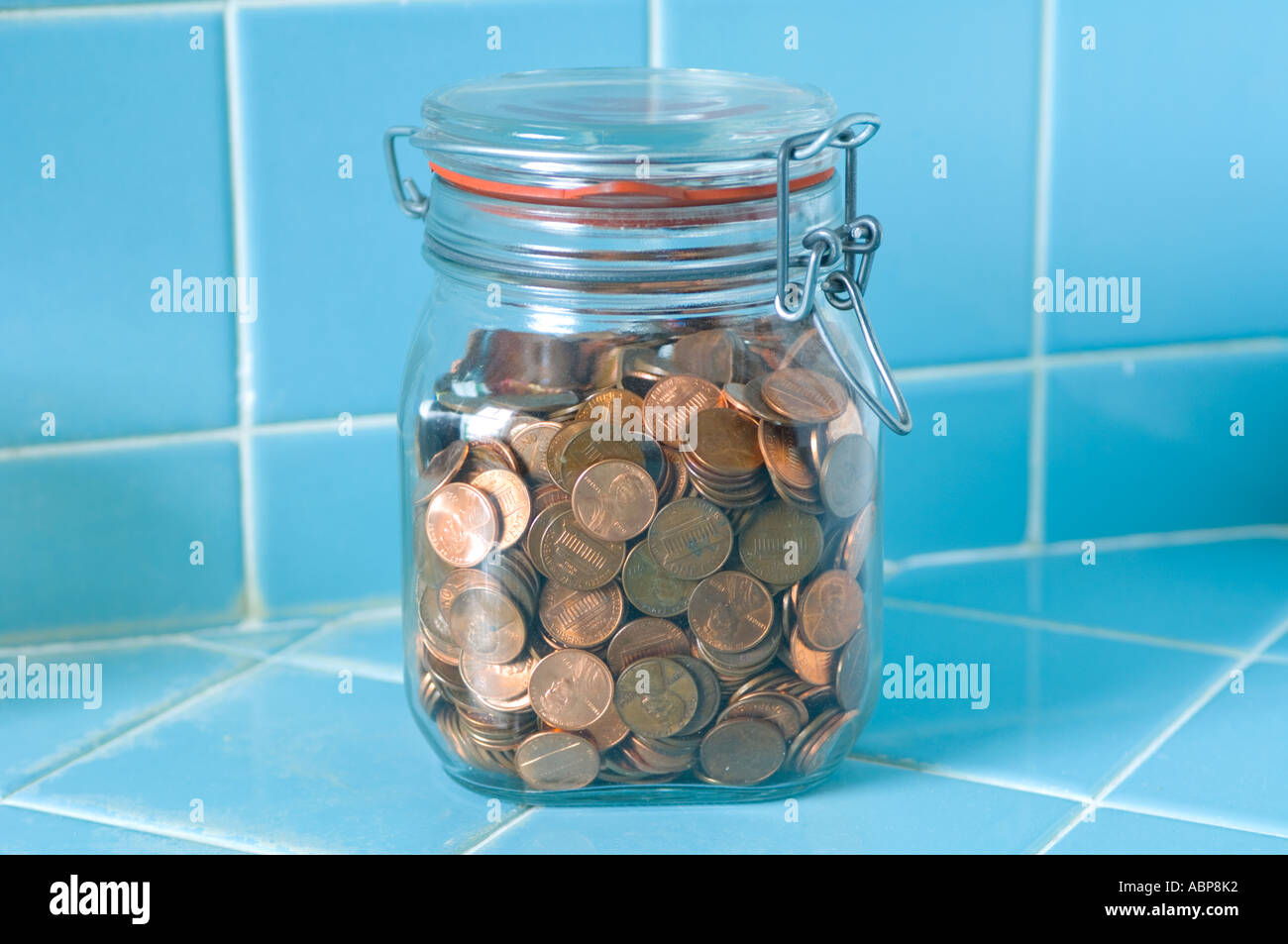 mason jar money Stock Photo - Alamy