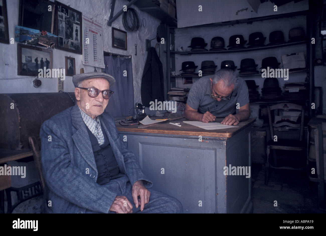 The hatter hi-res stock photography and images - Alamy