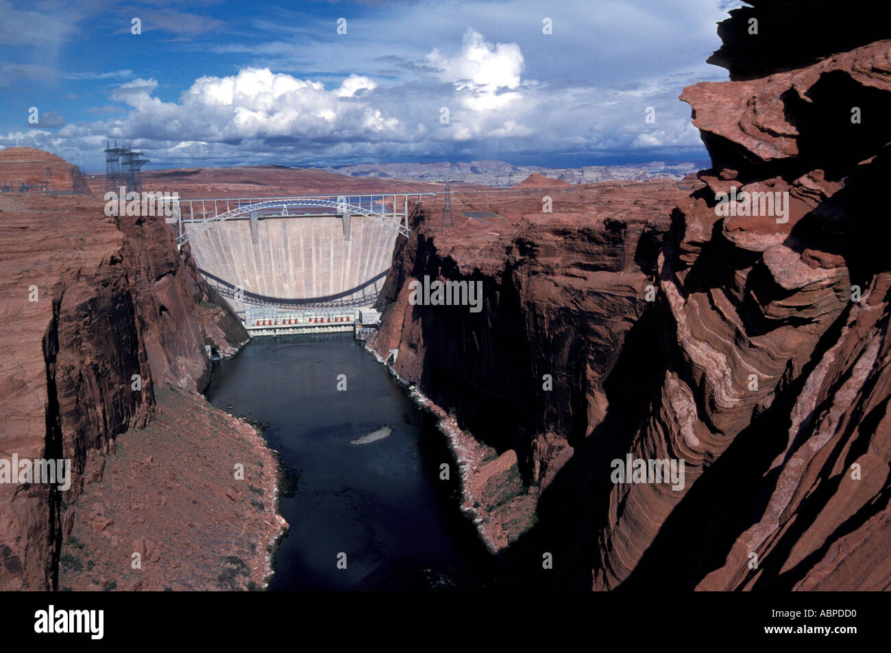 ENVIRONMENT MANAGEMENT Dam Stock Photo - Alamy