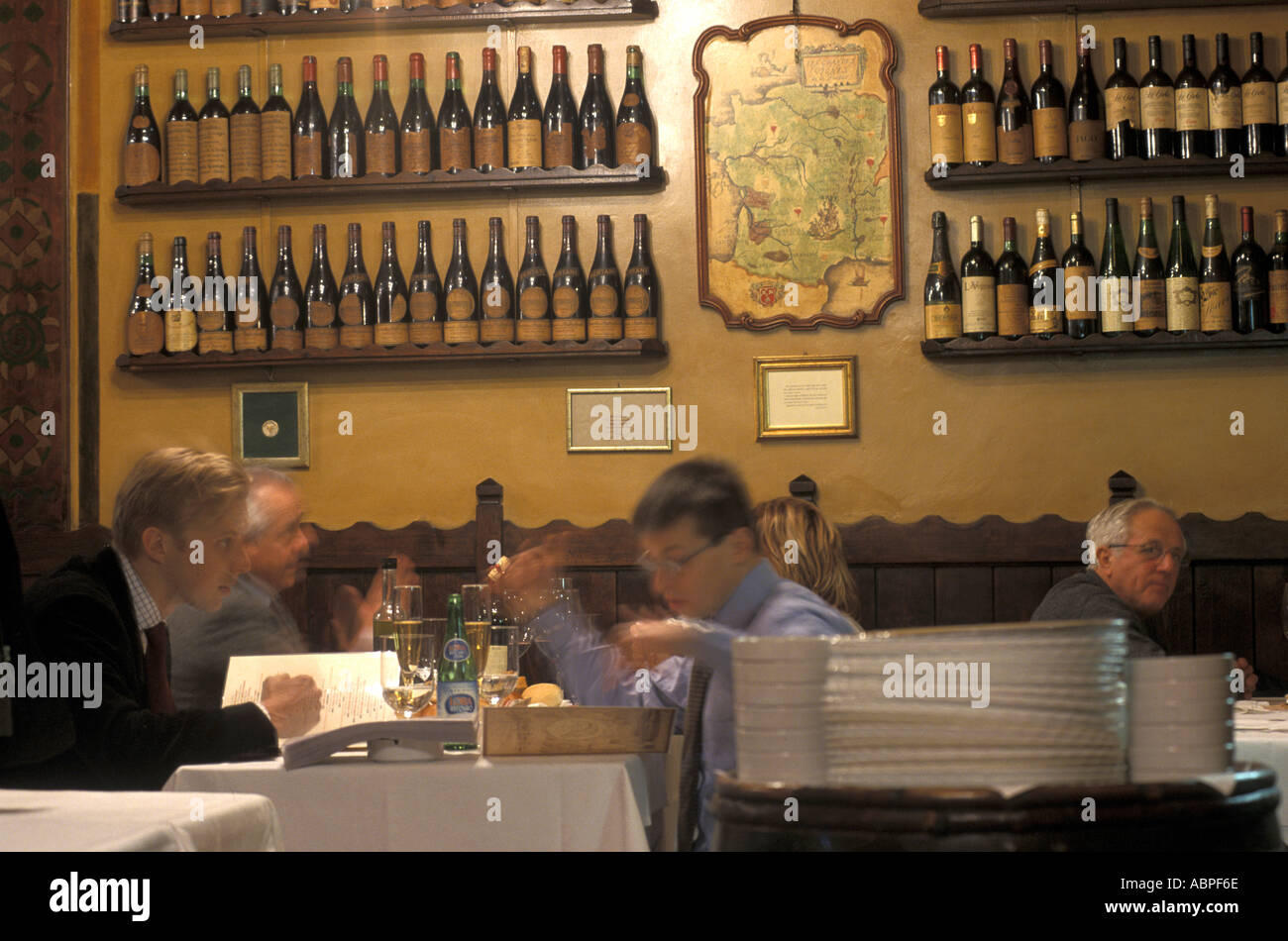 La Bottega dei Vini restaurant Stock Photo - Alamy