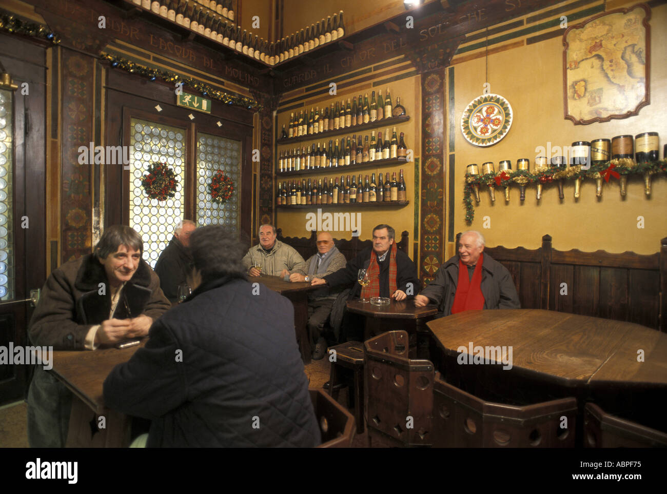 La Bottega dei Vini restaurant Stock Photo - Alamy