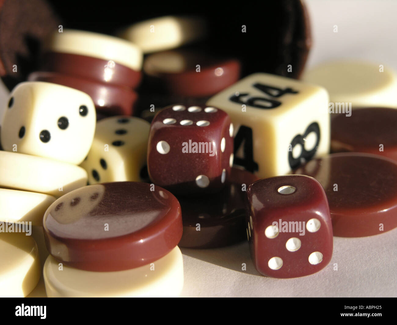 Board game die hi-res stock photography and images - Alamy