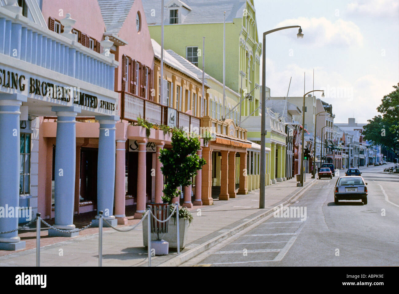 Bermuda hamilton front street hi-res stock photography and images - Alamy