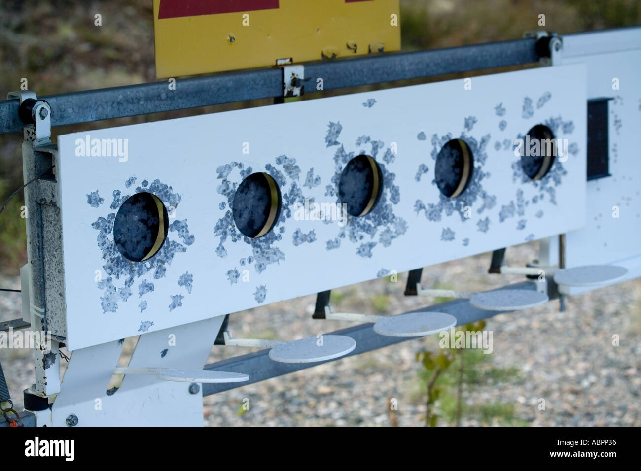 Shooting targets hi-res stock photography and images - Alamy