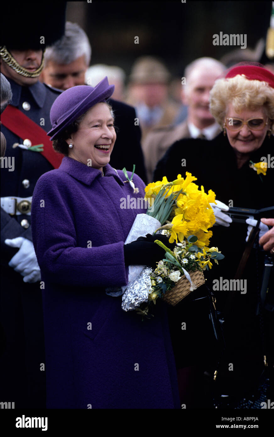 The Queen Elizabeth 1990 Stock Photos & The Queen Elizabeth 1990 Stock ...