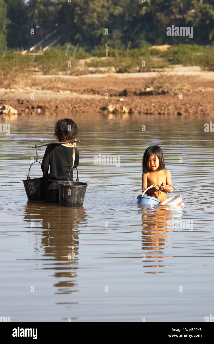 Kids from laos hi-res stock photography and images - Alamy