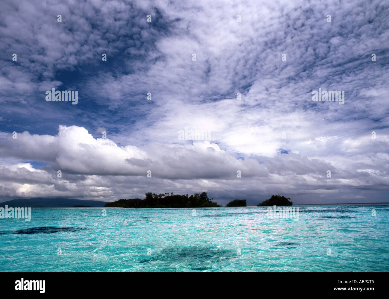 Marovo lagoon hi-res stock photography and images - Alamy