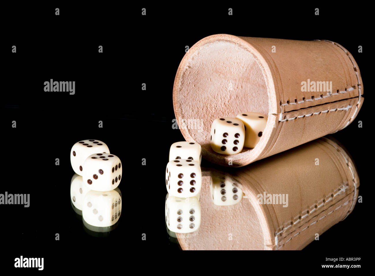 Ivory game box hi-res stock photography and images - Alamy