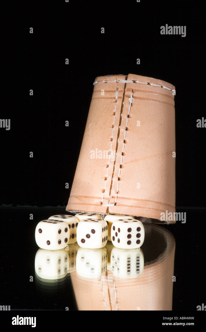 Ivory game box hi-res stock photography and images - Alamy