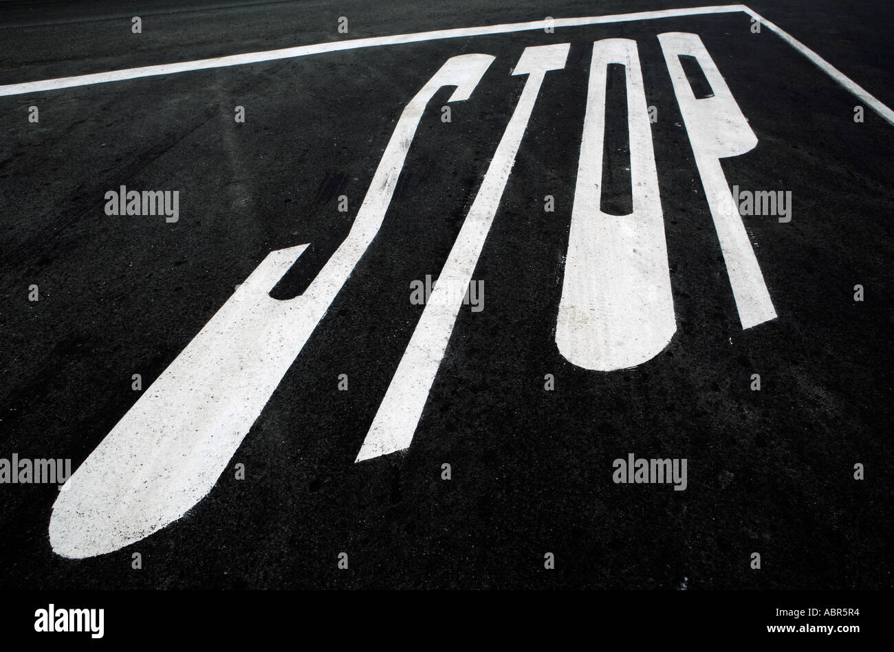 Wide angled road hi-res stock photography and images - Alamy