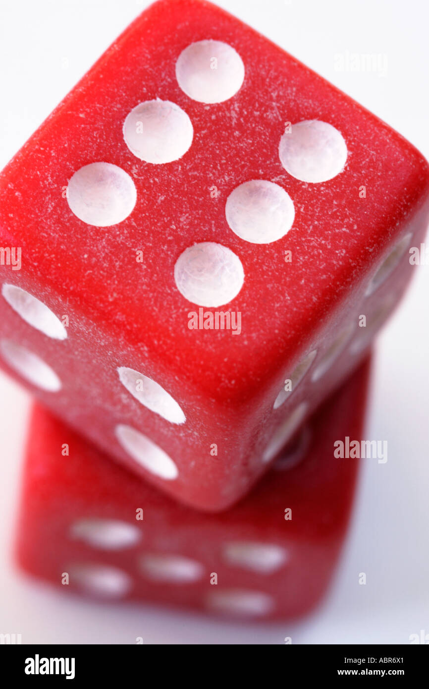 Two die hi-res stock photography and images - Alamy