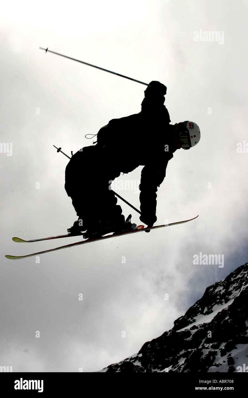 Skiing generic hi-res stock photography and images - Alamy