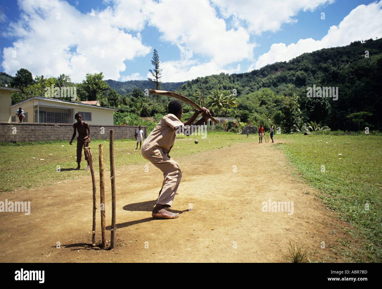 Jamaica boys playing cricket hi-res stock photography and images - Alamy