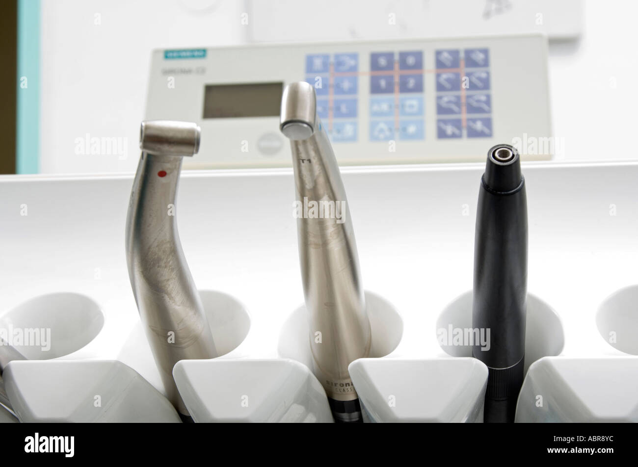 Dental engineering hi-res stock photography and images - Alamy