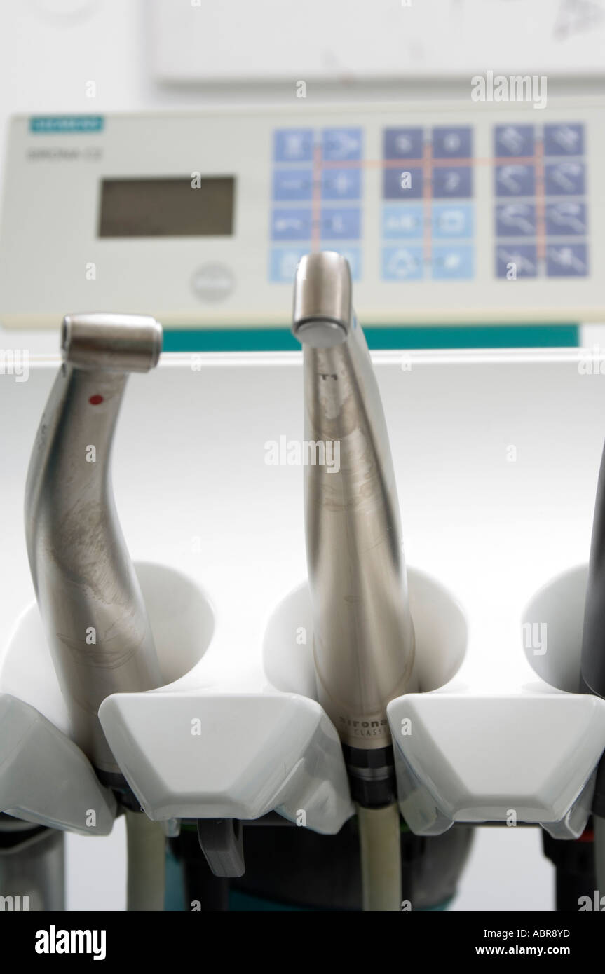 Dental engineering hi-res stock photography and images - Alamy