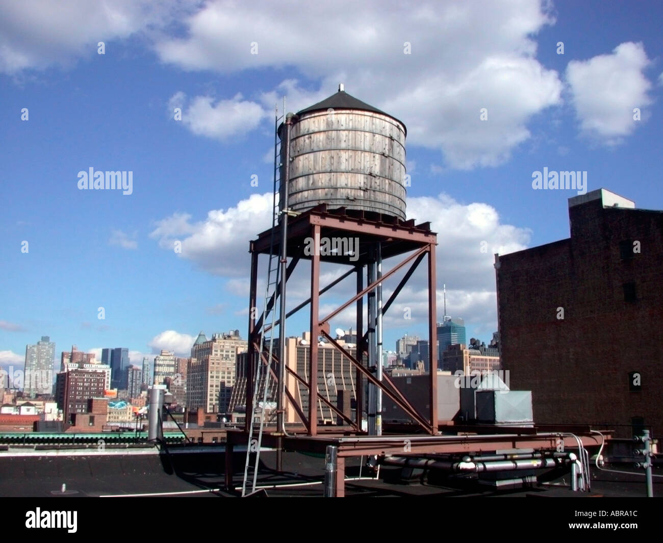 Water tanks on rooftops of building in Chelsea Because water pressure ...